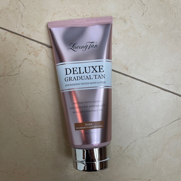lovingtan | Bath & Body | Loving Tan Deluxe Gradual Tan Dark | Poshmark